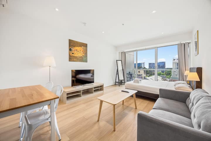 Modern City Studio – Private Kitchen & Bathroom #2 - Adelaide