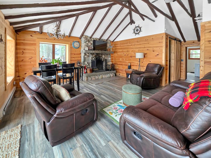 Cozy Cottage On The Lake. - Gaylord, MI
