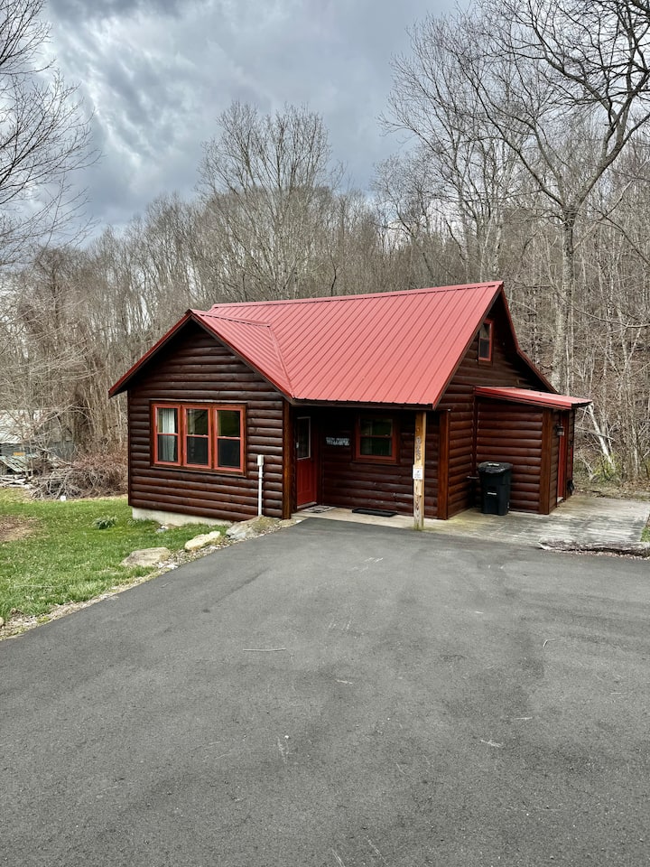 Creekside Blessings 
Cabin - Banner Elk, NC