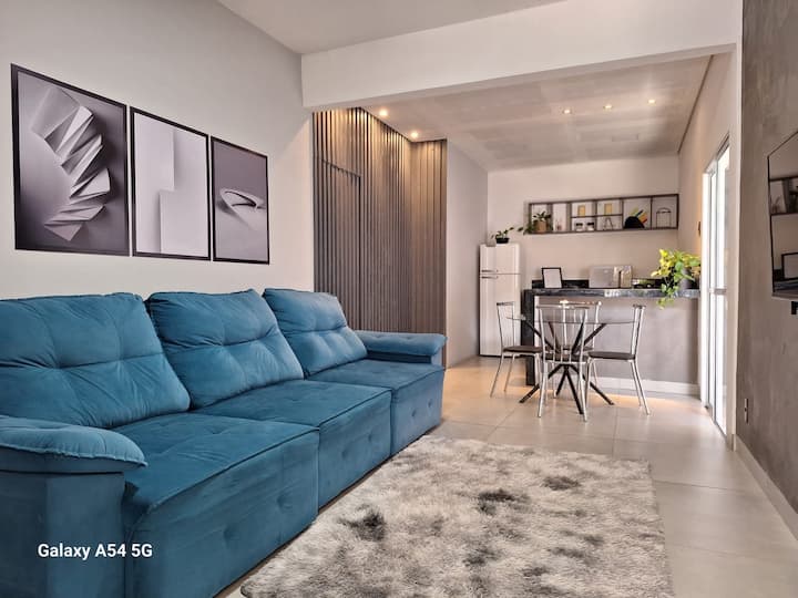 Casa Moderna Com 
Ar Condicionado - Bauru