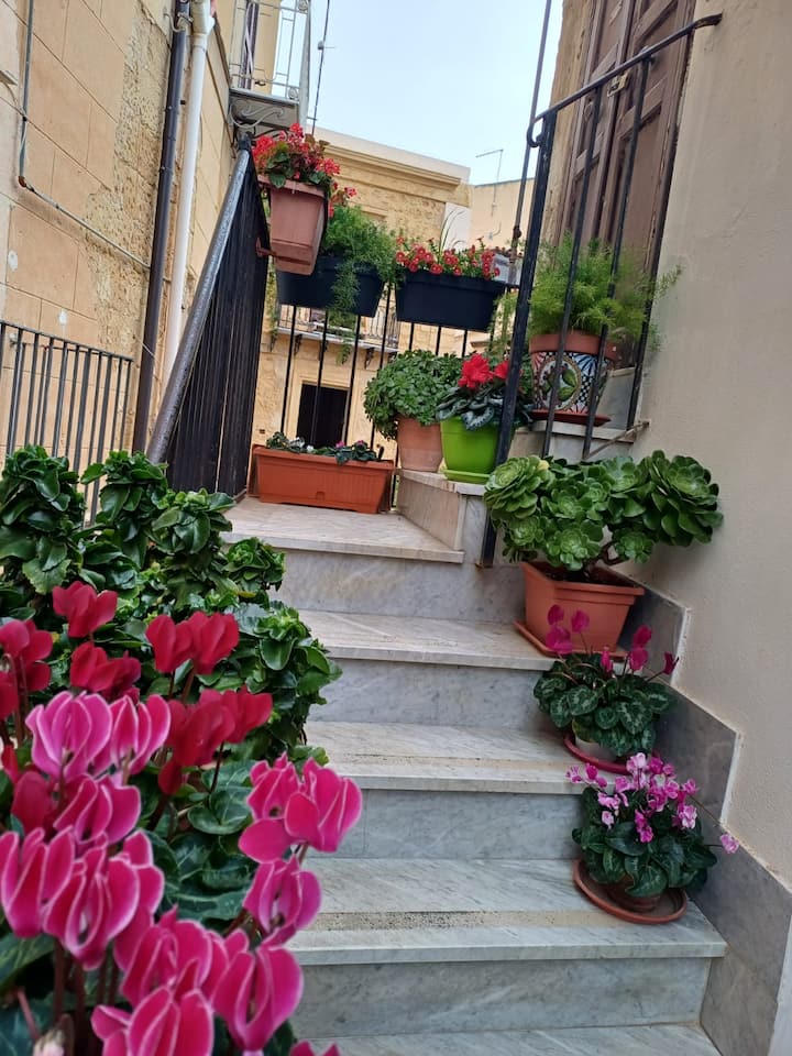 Una Scala Dal Centro - Agrigento