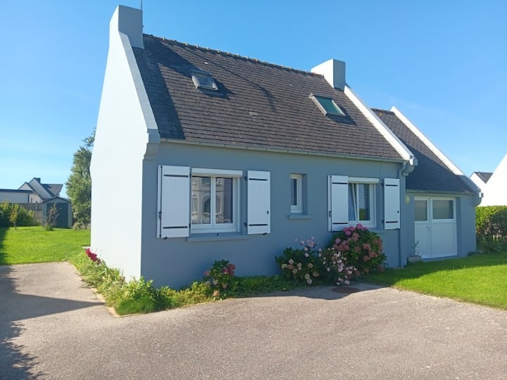 A Portsall, Maison Au Bord De La Mer - Ploudalmézeau