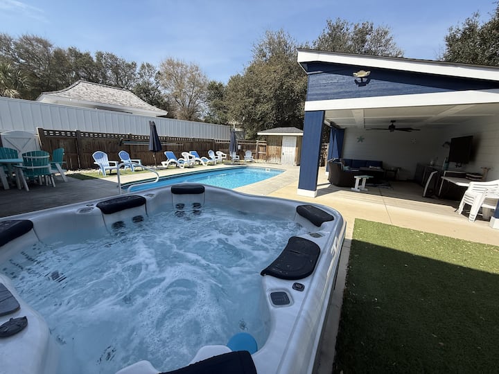Luxury In Duck, Heated Pool Hot Tub & Beach For 10 - Duck, NC