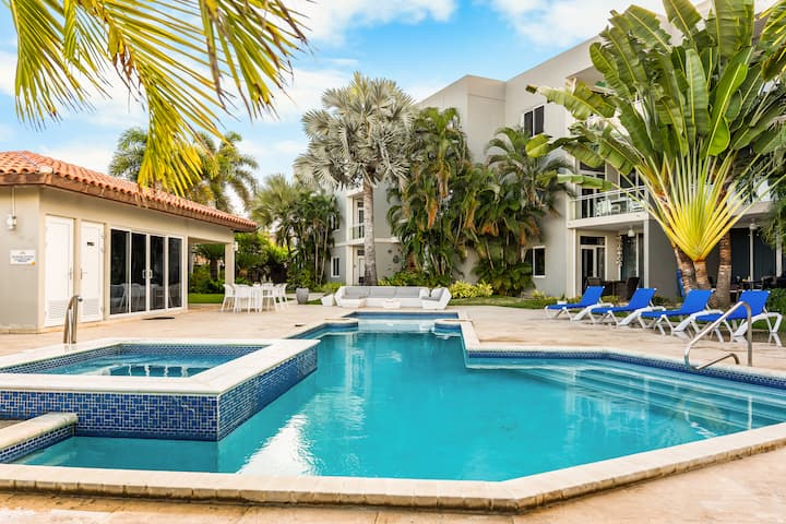 Quiet And Cozy Eagle Beach Area Retreat W/king Bed - Aruba