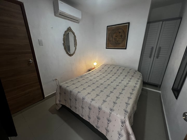 Hab Pequeña  Aa Baño Interno Cerca A La Playa - Cartagena