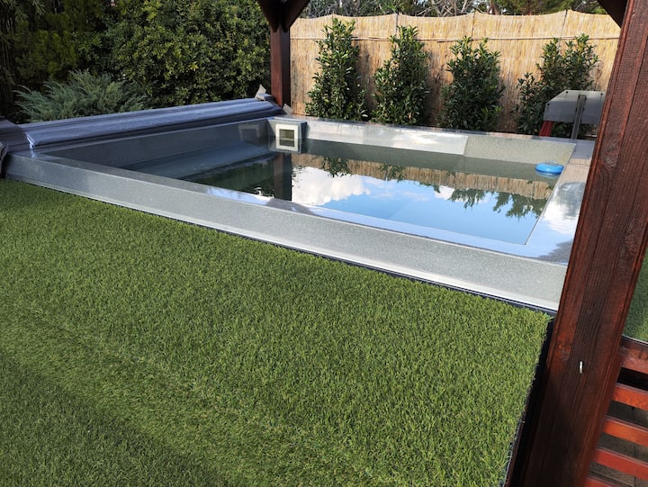 Airport-budapest City Transfer Mustang Gt Lovers - Hongrie