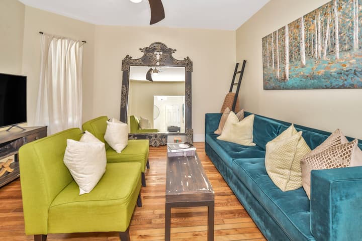 Hidden Gem 3br | Parking | Cozy Stay - 昆西