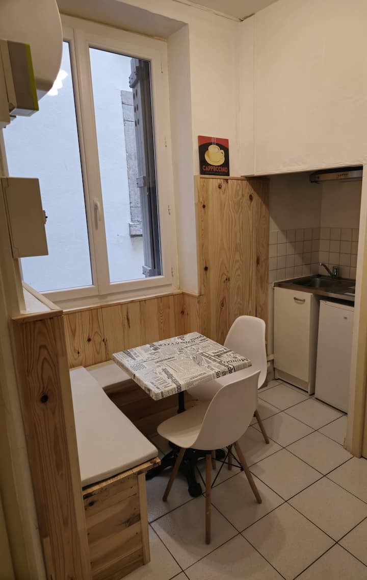 Logement Plein Centre.
Quartier Cordelier, Lyon 2. - Lyon