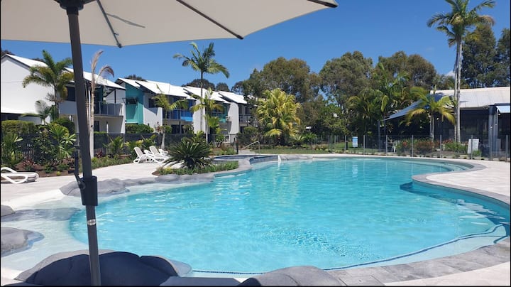 Ivory Palms Deluxe. 3 Bedroom, 2 Bath. - Tewantin