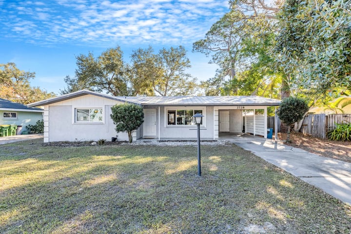 Well-appointed 2br Home, Near Downtown, Siesta Key - Sarasota, FL