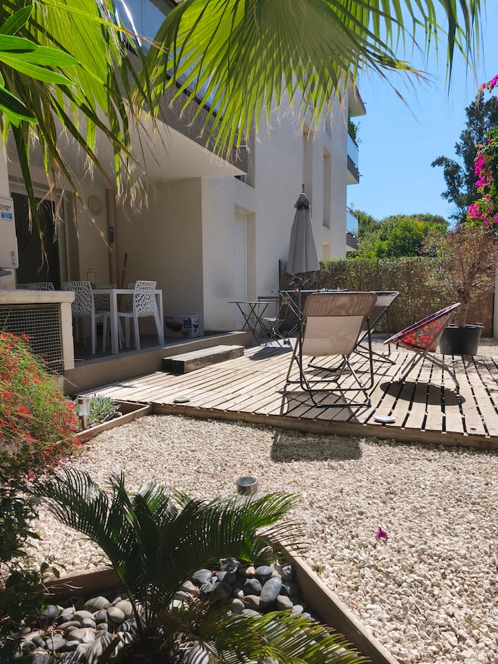 Centre Cavalaire, T3 Climatisé, Box, Jardin, 3* - Cavalaire-sur-Mer