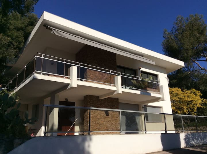 Villa Sur Les Hauteurs De Toulon, Vue Mer - Toulon