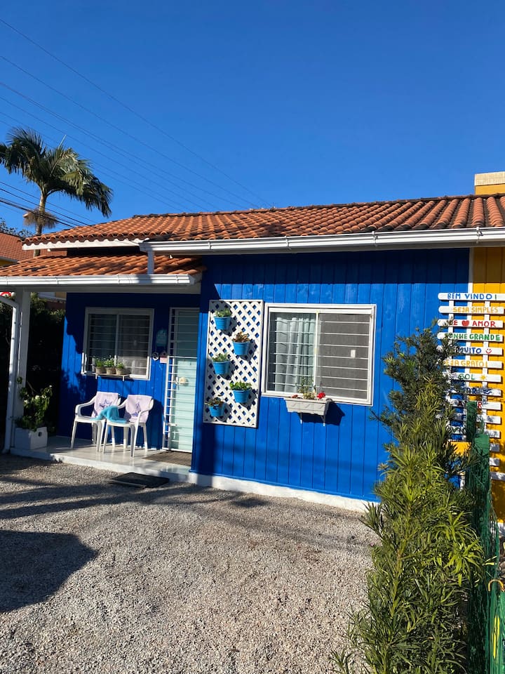 Casa Azul 5 Minutos A Pé Da Praia. - Brasil