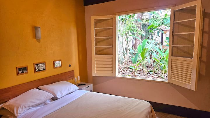 Chale C/jardim Em Macacos -Temporadas E Homeoffice - Brazil