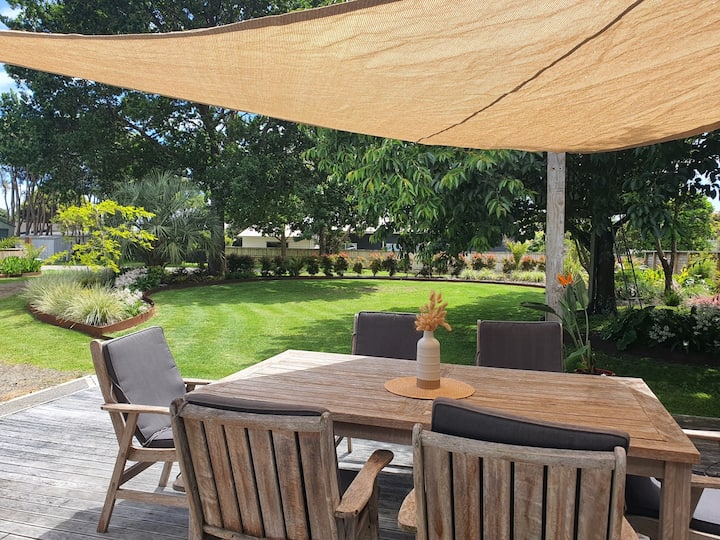 Private Sunny Retreat - パラパラウム