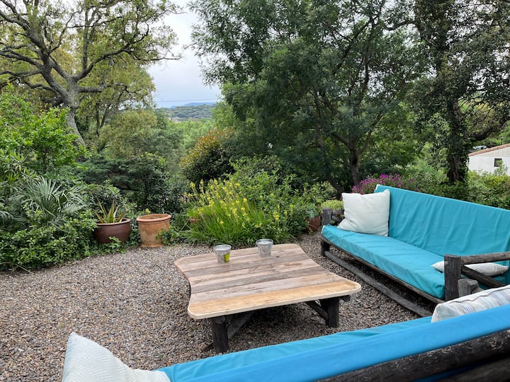 Charming Holiday Home, In A Mediterranean Garden - Gassin