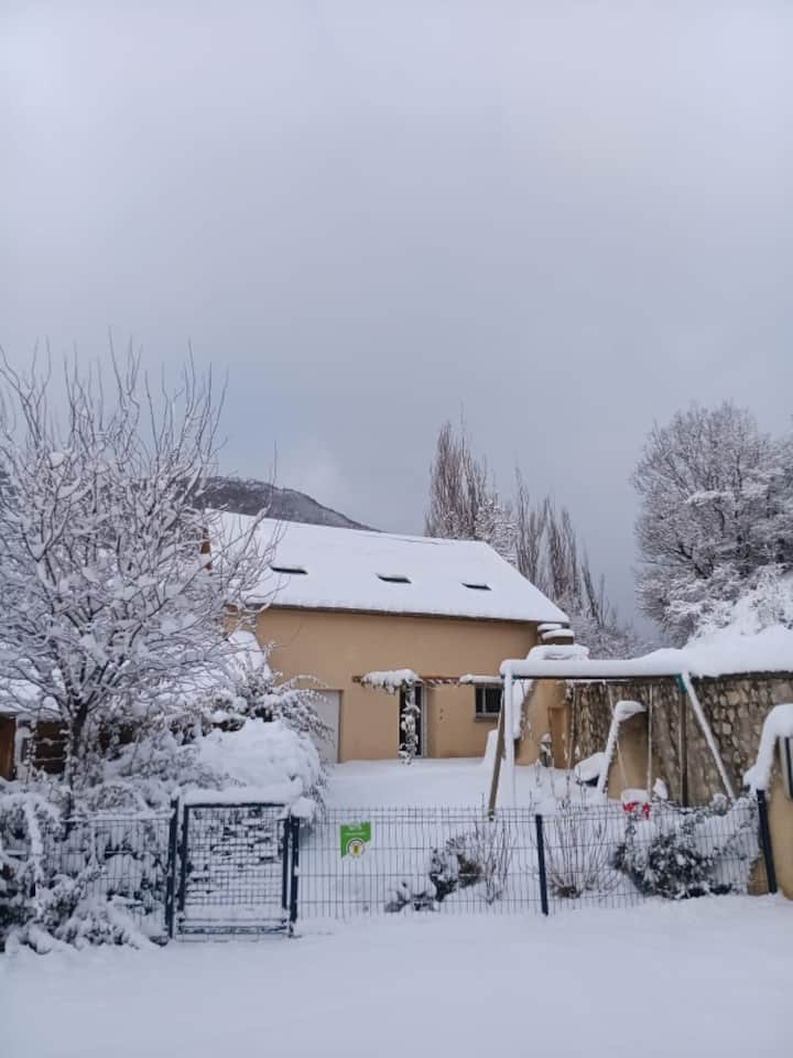 Maison à La Campagne "La Remise" Buech-devoluy - Veynes