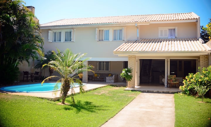 Ampla Casa Com Piscina E Wifi - Tramandaí