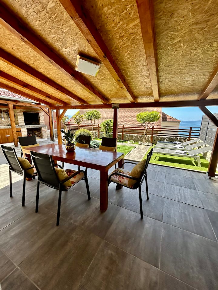 Art - Peaceful Apartment In Podstrana Near Split - Podstrana