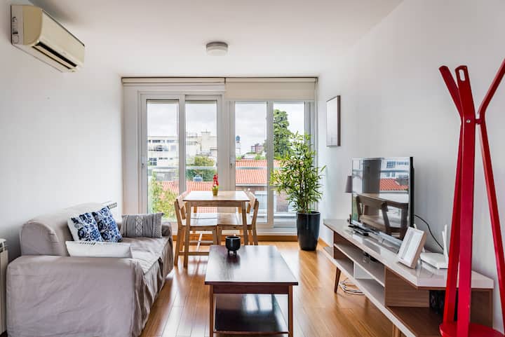 Two Bedrooms, Residential Area Close To The Sea - Montevideo