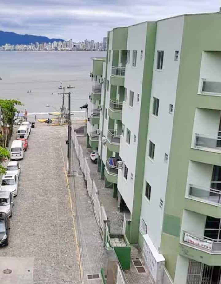 Apto  50 M Da Praia De Itapema - Itapema