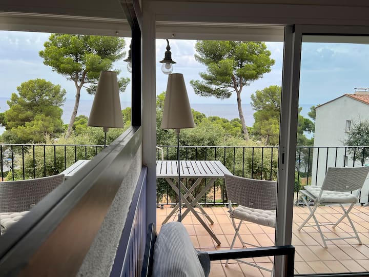 Vistas Al Mar En Calella De Palafrugell - Palafrugell