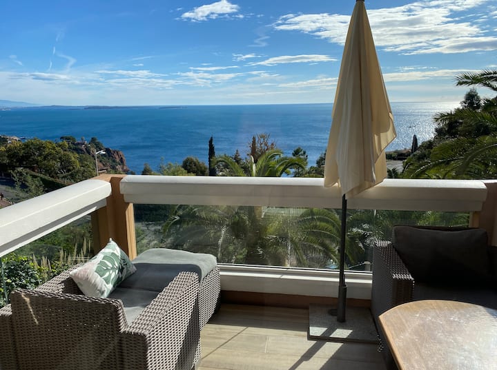 Stilvolle Wohnung Meerblick, Pool, Garage - Théoule-sur-Mer