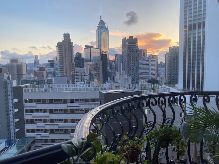 Spacious 3 Br Home With Terrace, Premium Location. - Hong Kong