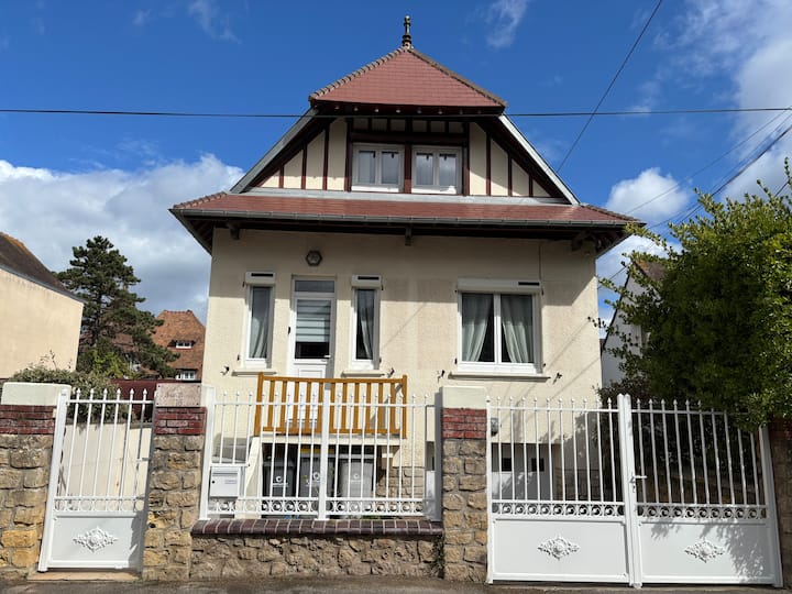 Jolie Maison 30m Plage, Proche Thalazur, Wifi - Ouistreham