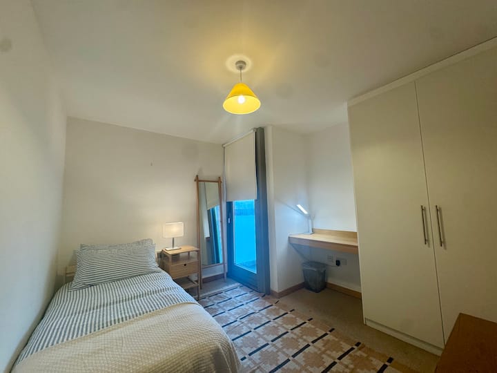 Clean And Modern Private Room In North Strand - Dublin