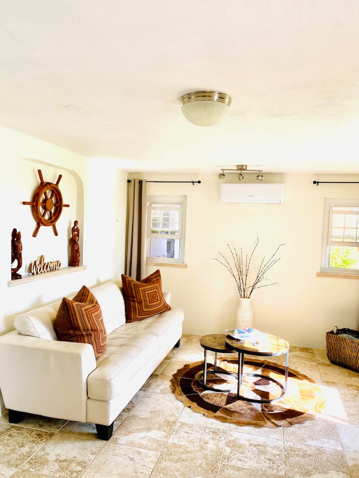 “Cavello Bay”  Spacious 2-bedroom Family Getaway - Bermuda