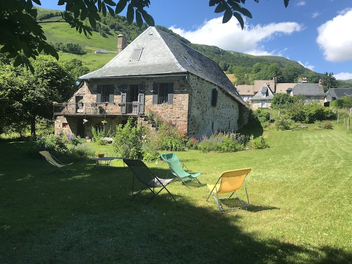 La Grange Des Chazes - Cantal