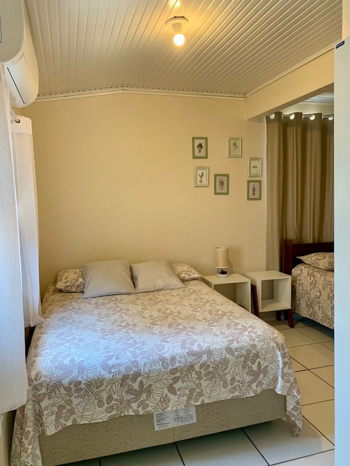 Apartamento 03 à 500m Da Praia Da Cal - Torres