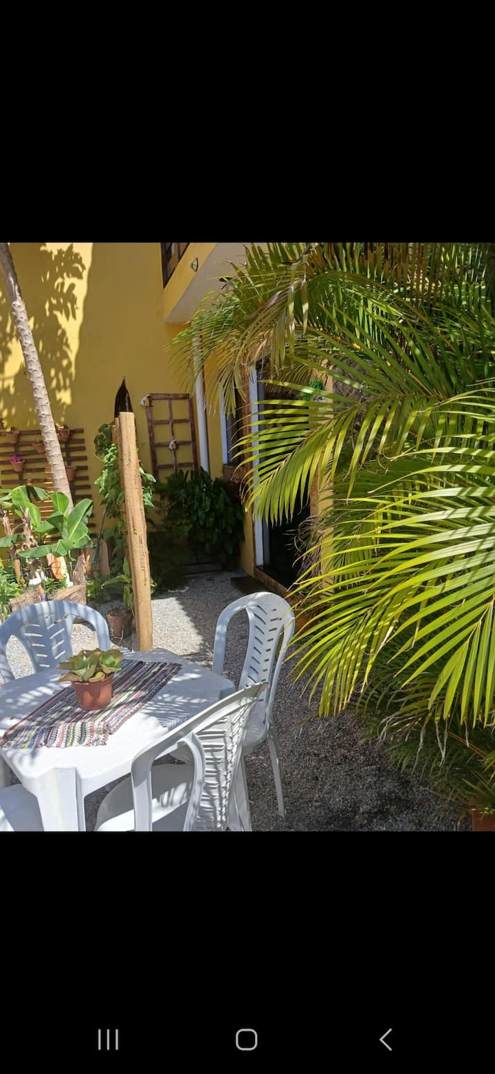 Suíte Externa Independente  Praia Anjos C/ Garagem - Arraial do Cabo