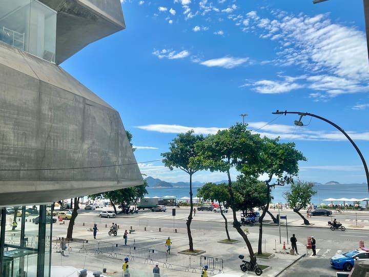 Copacabana, Amplo Apt 3 Qts, Na Quadra Mar (Praia) - Ipanema