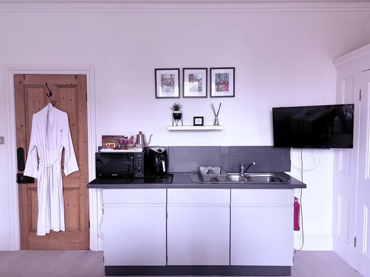The West Wing (Self Contained Wing) - Lincoln