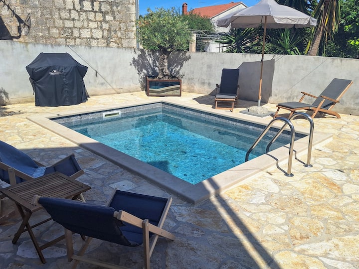 Villa Olive Tree - Whole House In Central Supetar - Supetar