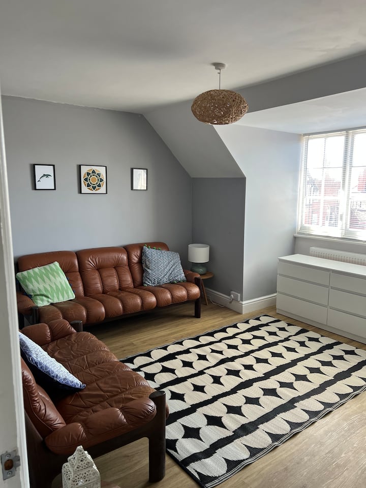 Bolt Hole By The Beach - Felixstowe