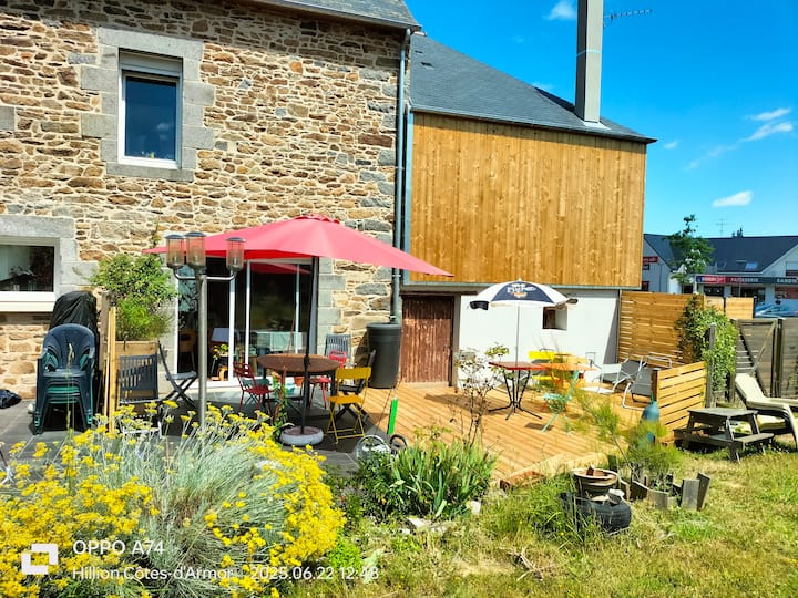 Grande Maison Avec Jardin à 5km De La Mer - Hillion