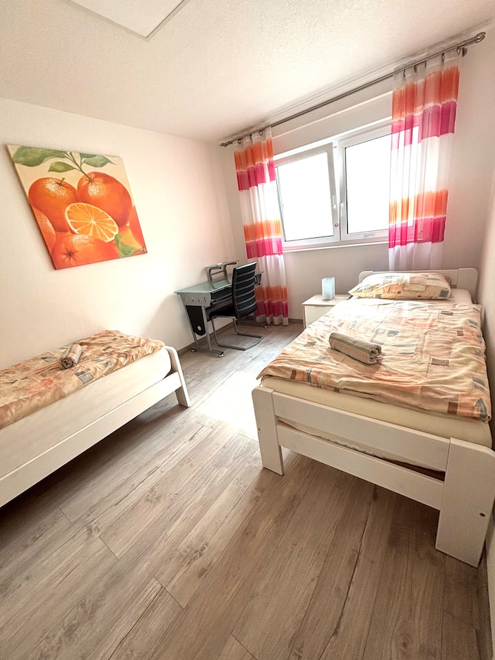 Gemütliche Unterkunft Im Untergeschoss - Rastatt