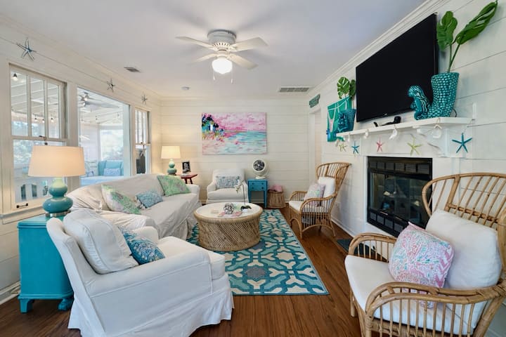 Salty Mermaid Cottage, Private Heated Pool + Hot Tub Cabana, Walk To Beach - Tybee Island, GA