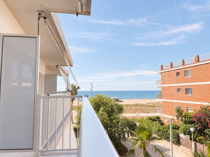 Appartement Standard Avec Terrasse Et Vue Sur La Mer - Castelldefels