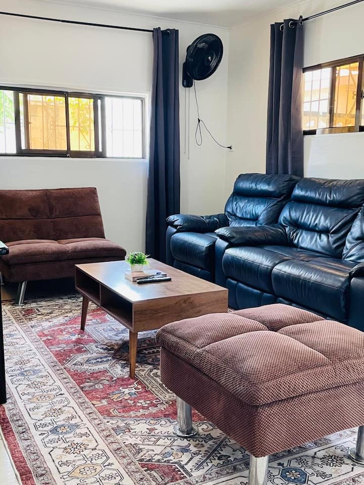 Anton Drachtenweg Appartement Met 2 Slaapkamers - Paramaribo