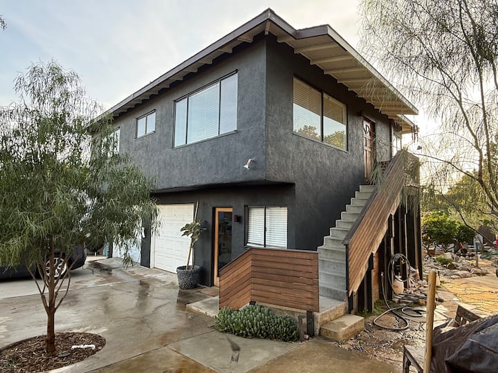 Renovated Peaceful Mid-century Carriage House 2br - Pasadena, CA