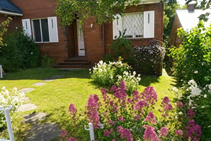 Tudor Cottage-close To Cbd, Calvary Hospital, Wifi - Hobart