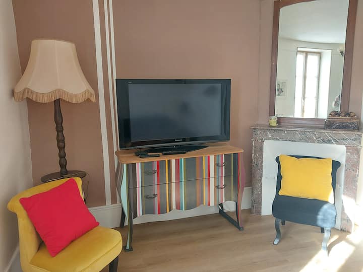 Jolie Maison De Potiers - Yonne