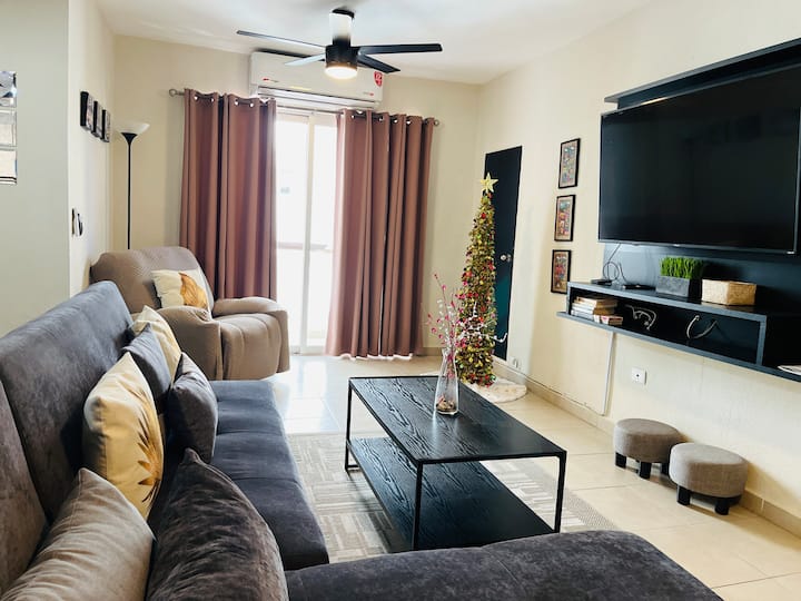 Chic Cabo Getaway Walkable To Beach & Downtown Fun - Cabo San Lucas