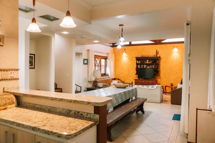 Casa 4 Quartos Imbituba-sc Centro Praia Da Vila - Imbituba