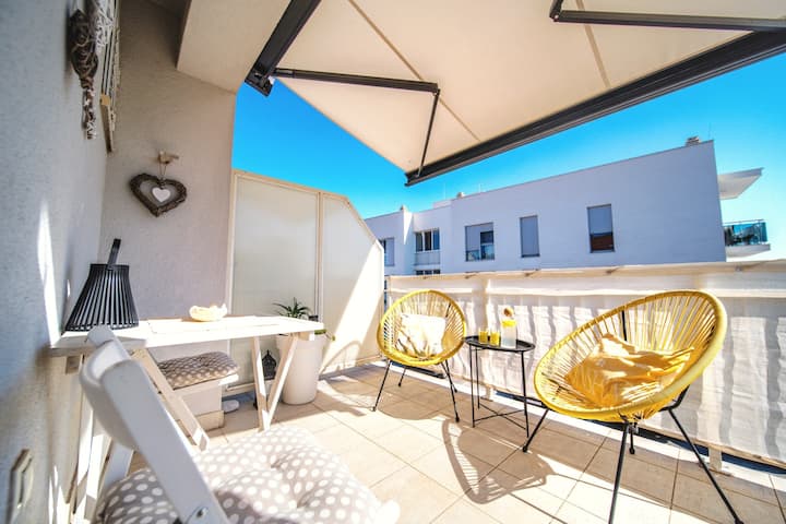 Yellow Moon , Studio Apartment ,Free Parking - Curzola