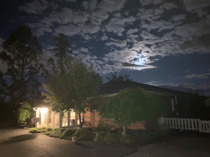 Bright, Private Ranch Home - Lancaster, PA